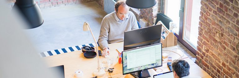 Variable Desk Graphics Technician - MediaBlink